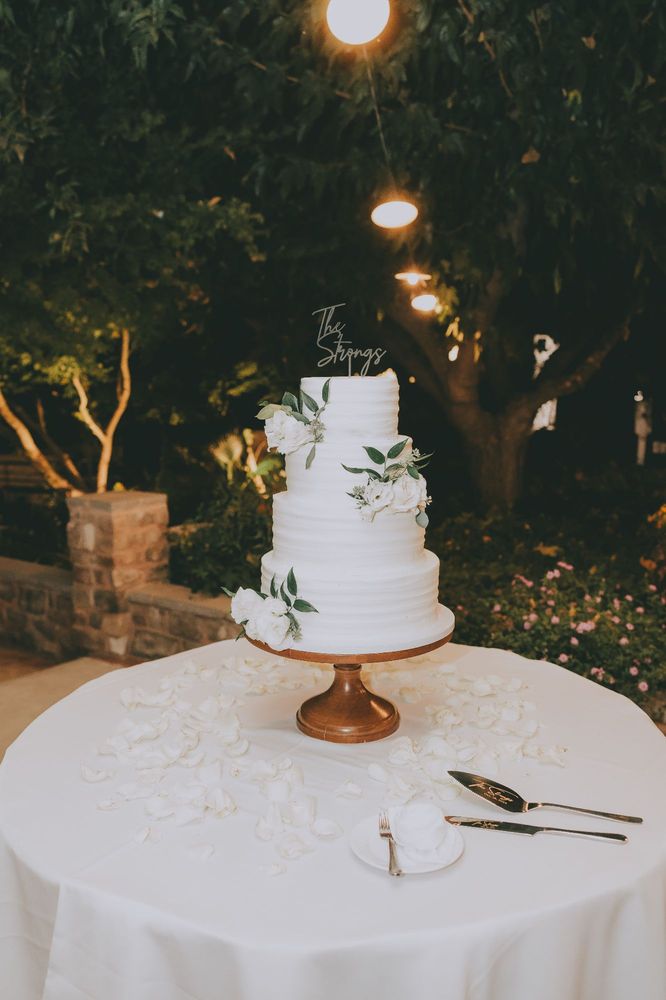 FROSTED CAKERY - Updated December 2025 - 22 Photos & 21 Reviews - 2025 ...