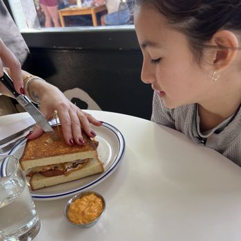 LA COPINE - Updated March 2025 - 729 Photos & 619 Reviews - 848 Old ...