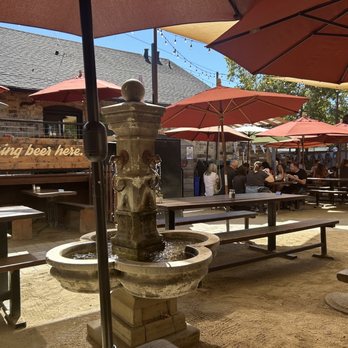 HOPMONK TAVERN - 616 Photos & 830 Reviews - 230 Petaluma Ave ...