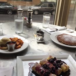 GRACIE’S - 423 Photos & 342 Reviews - 729 SW 15th Ave, Portland, Oregon ...