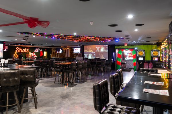 LONGSHOTS SPORTS BAR - Updated December 2025 - 13 Photos & 23 Reviews ...