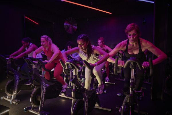 HEALTHWORKS FITNESS CENTERS - CAMBRIDGE - Updated December 2025 - 37 ...