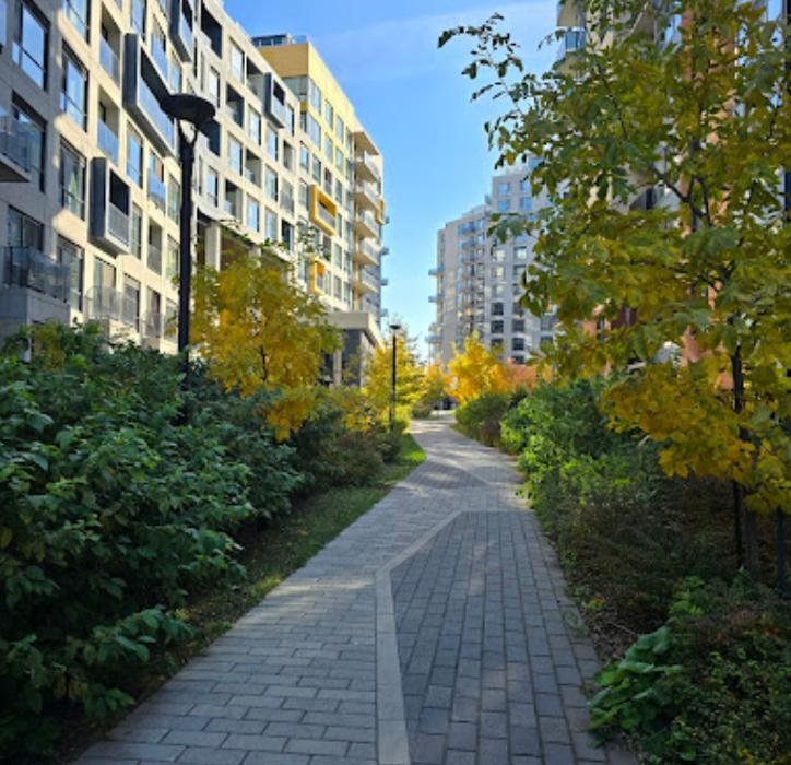 LE MONTESSORI ET TREE HOUSE - Updated April 2025 - 5075 Rue Jean-Talon ...