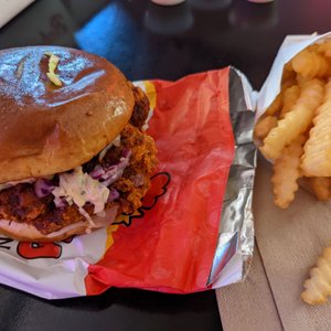 BABA’S HOT CHICKEN - 486 Photos & 475 Reviews - 3605 Market St ...