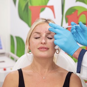 NEW LOOK SKIN CENTER - Updated November 2024 - 100 Photos & 1153 ...