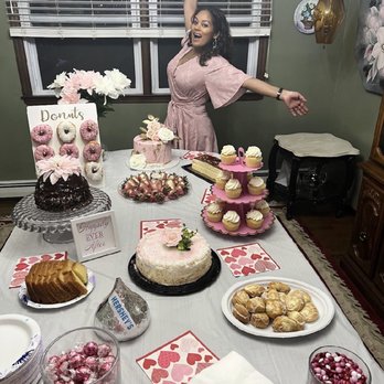 THE OFFICIAL CAKE LADY - Updated April 2025 - 114 Photos & 19 Reviews ...