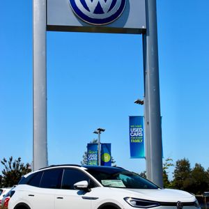 HANSEL BMW OF SANTA ROSA - Updated December 2025 - 132 Photos & 317 ...