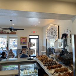 CLEO & LEO ON ELM ST - Updated June 2025 - 32 Photos - 300 Elm St ...