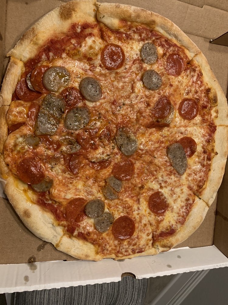 PIZZA VILLA & RESTAURANT - 44 Photos & 89 Reviews - 13122 Spring Hill ...