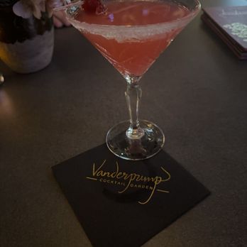 VANDERPUMP COCKTAIL GARDEN - Updated July 2024 - 4336 Photos & 1742 ...