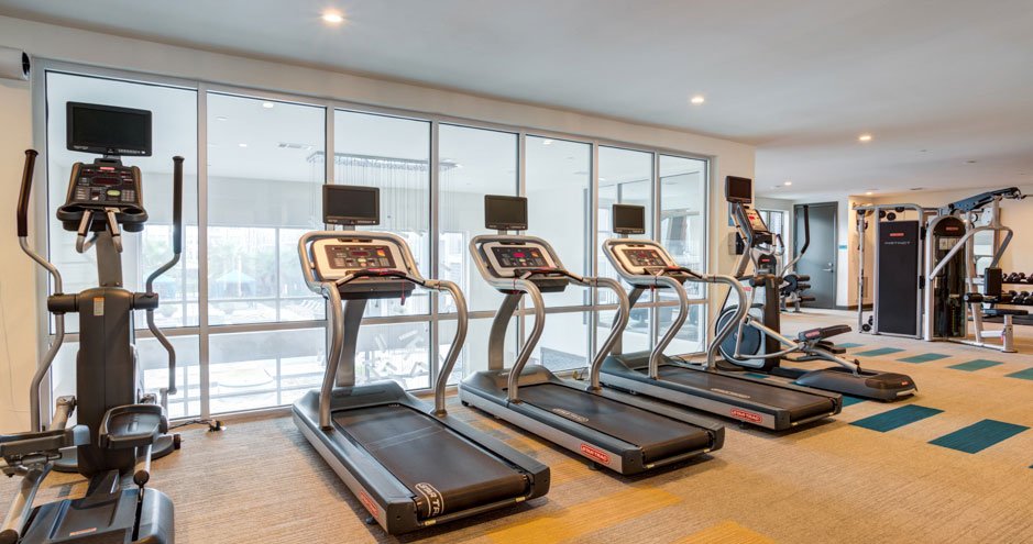 EVERLY APARTMENTS - Updated October 2025 - 104 Photos & 37 Reviews ...