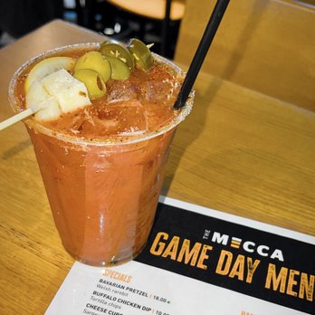 THE MECCA SPORTS BAR AND GRILL - Updated November 2024 - 175 Photos ...