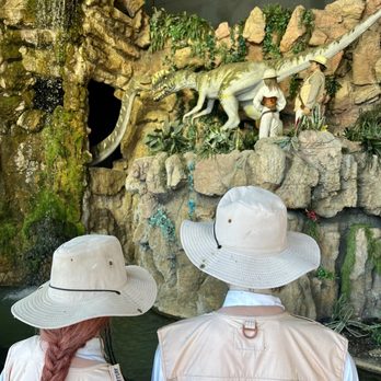 JURASSIC JUNGLE BOAT RIDE - Updated October 2024 - 73 Photos & 214 ...