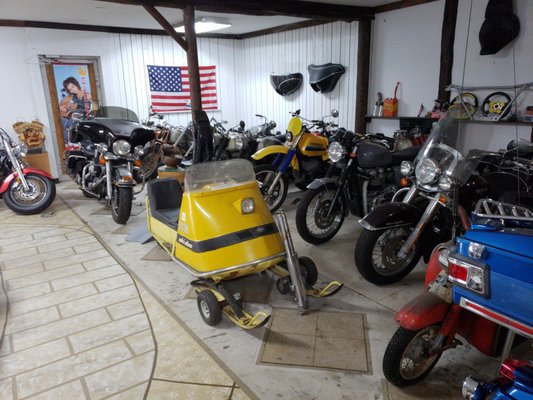 GRAY BEARDS CYCLE BARN - Updated December 2025 - 4700 US Hwy 1, Mims ...