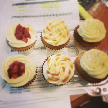 CUPCAKE JUNKIE - Updated December 2025 - 438 Photos & 66 Reviews ...