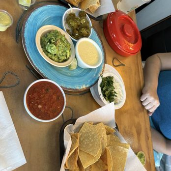 MR TACO - Updated December 2025 - 110 Photos & 325 Reviews - 893 ...