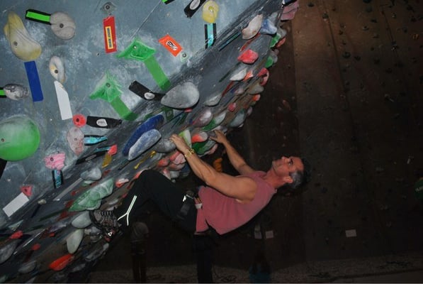 ROCKQUEST CLIMBING CENTER - 3475 E Kemper Rd, Cincinnati, Ohio - 25 ...
