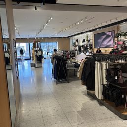 Lululemon Reviews | Read Customer Service Reviews of lululemon.com