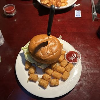 MAINSTREAM BAR AND GRILL - Updated November 2025 - 358 Photos & 475 ...