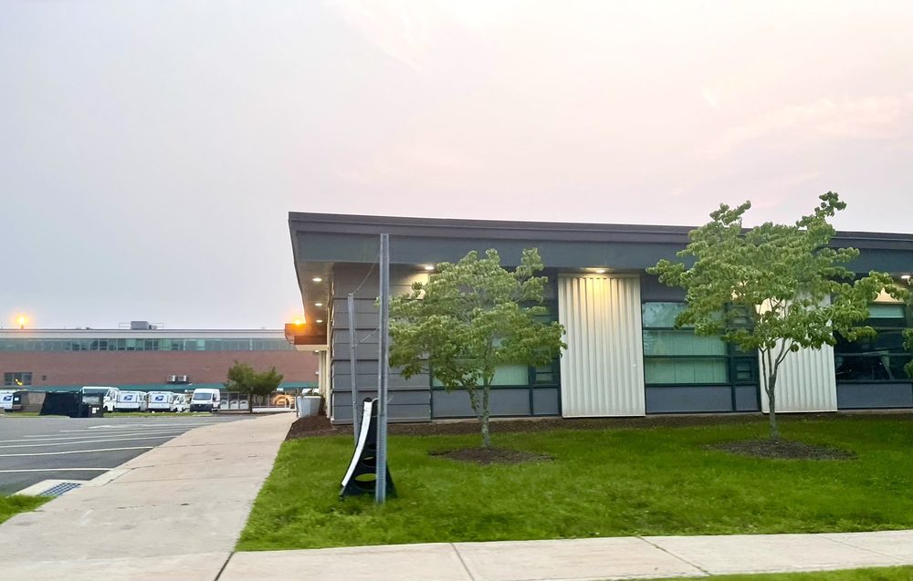 WEST HARTFORD PUBLIC LIBRARY - BISHOPS CORNER BRANCH - Updated July ...