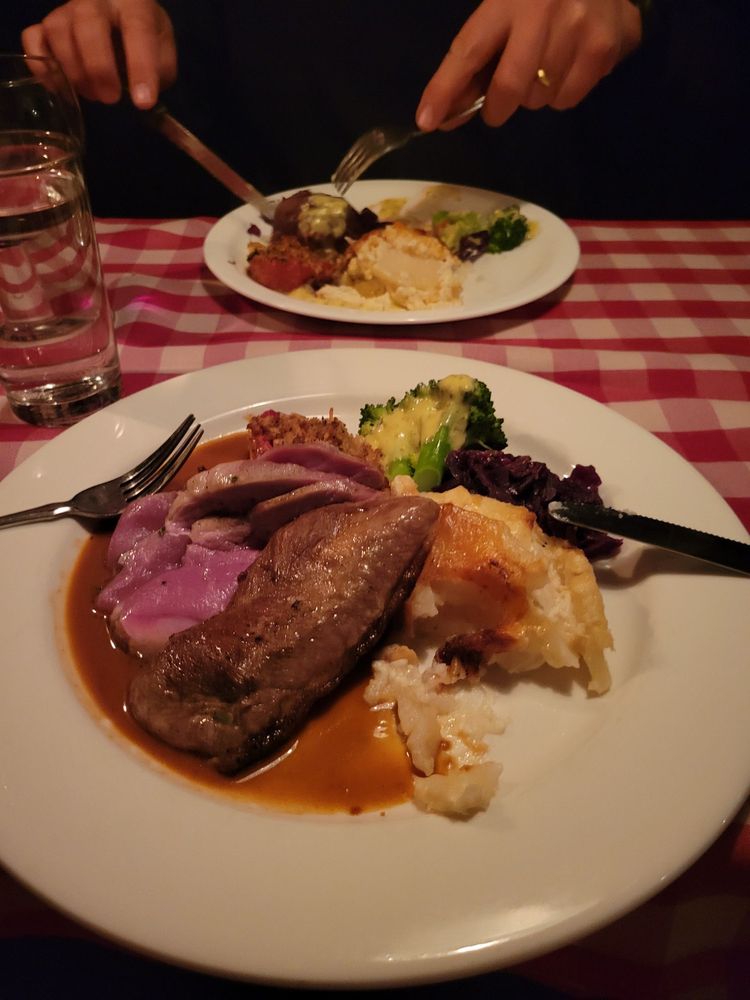CHEZ HENRI RESTAURANT & BISTROT - Updated May 2026 - 21 Photos & 38 ...