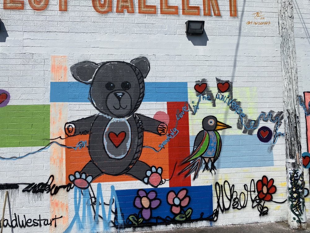 HEART TEDDY BEAR MURAL - 1307 S Commerce St, Las Vegas, Nevada - Public ...