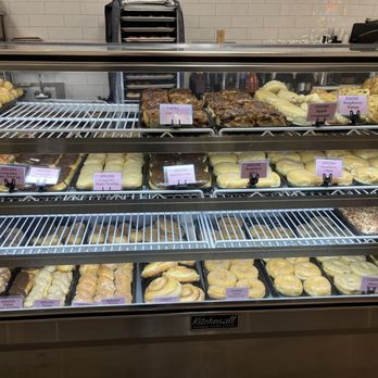 UFFDA DONUTS - Updated March 2025 - 58 Photos & 37 Reviews - 13716 ...