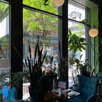 SMALL POINT CAFÉ - Updated June 2024 - 284 Photos & 410 Reviews - 230 ...