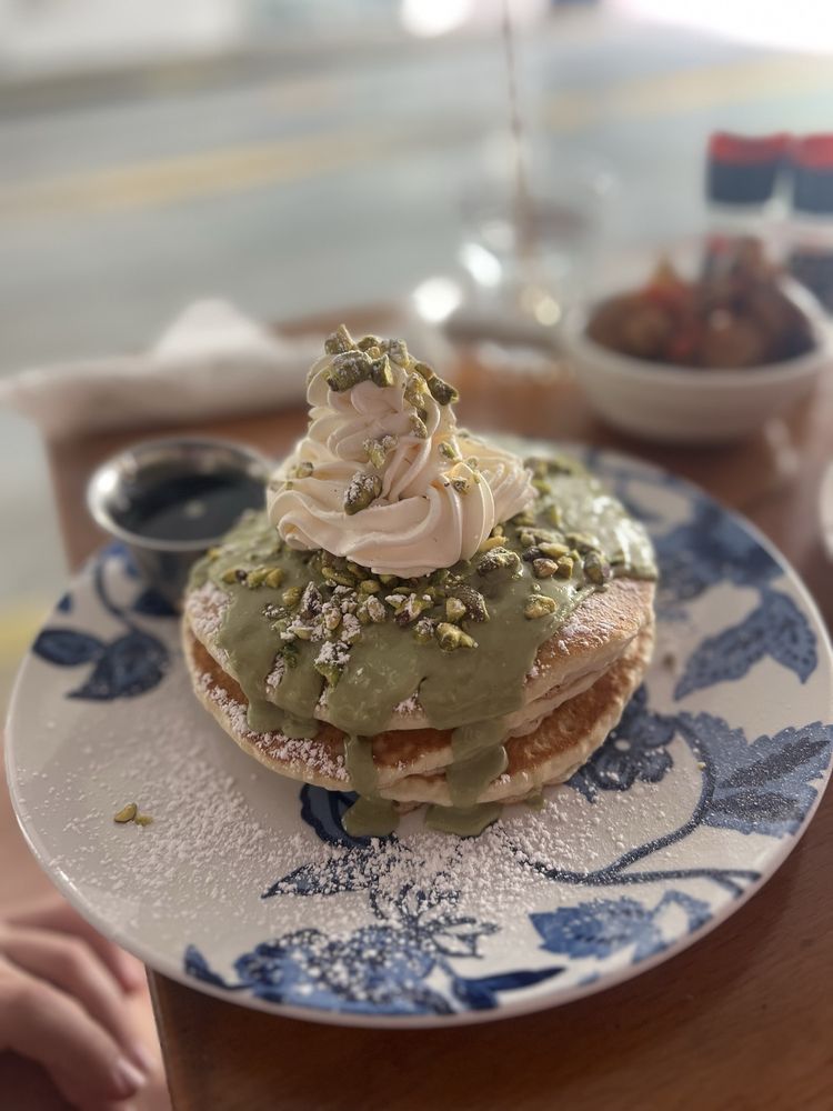 FIORE - Updated December 2025 - 75 Photos & 27 Reviews - 228 SE 1st St ...