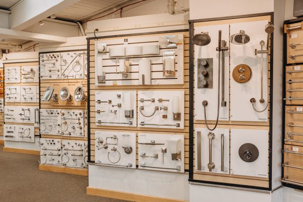 CHOWN HARDWARE - Updated July 2024 - 84 Photos & 45 Reviews - 333 NW ...