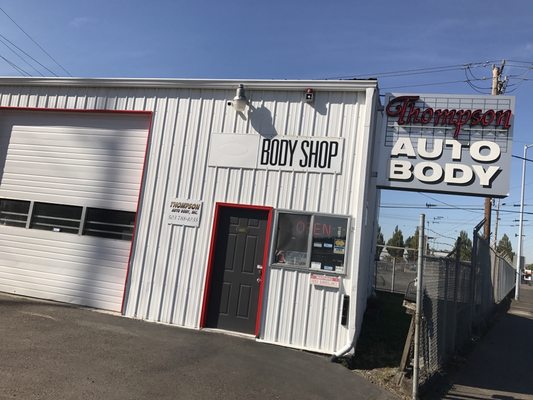 THOMPSON AUTO BODY - Updated December 2025 - 43 Photos & 34 Reviews ...