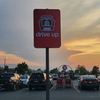 TARGET - Updated August 2025 - 140 Photos & 53 Reviews - 1575 Niagara ...