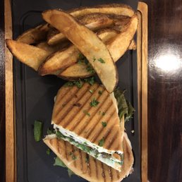 DELPHI BRUNCH CAFE - Updated December 2025 - 272 Photos & 127 Reviews ...