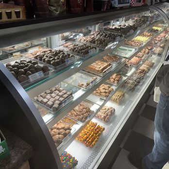 GRANDPA JOES CANDY SHOP - Updated July 2025 - 381 Photos & 121 Reviews ...