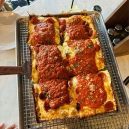BRONX HOUSE PIZZA - Updated July 2025 - 200 Photos & 113 Reviews - 641 ...