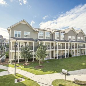 CADENCE AT SOUTHERN UNIVERSITY - Updated August 2025 - 26 Photos - 7801 ...