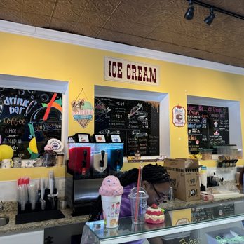 ABNER BUTTERFIELD ICE CREAM COMPANY - Updated July 2025 - 41 Photos & 45 Reviews - 821 Caroline ...