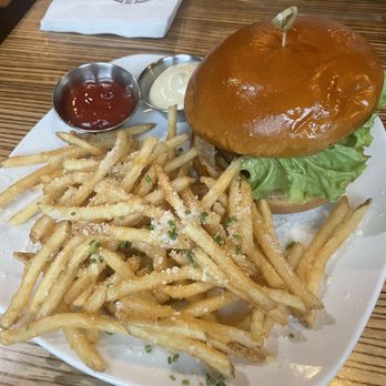 BIN 77 BISTRO & SIDEBAR - Updated August 2025 - 464 Photos & 223 ...