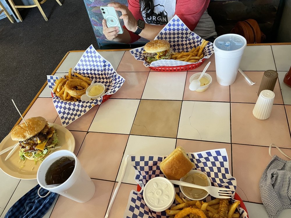 REX’S HAMBURGERS - 141 Photos & 193 Reviews - 5555 Montgomery Blvd ...