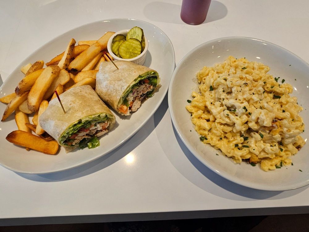 FULL CIRCLE DINER - Updated December 2025 - 28 Photos & 11 Reviews ...