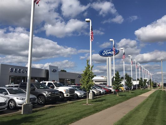 SEELYE FORD - Updated December 2025 - 13 Photos & 64 Reviews - 3820 ...
