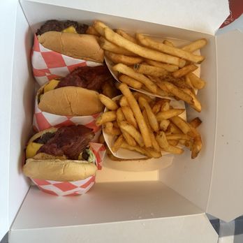 BURGER HAVEN - Updated June 2024 - 39 Photos & 29 Reviews - 916 Great ...