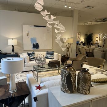 MICHIGAN DESIGN CENTER - Updated December 2025 - 33 Photos - 1700 Stutz ...