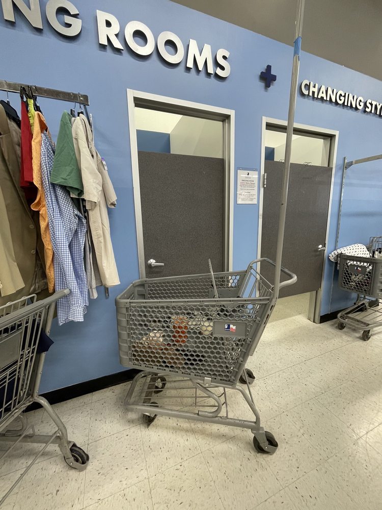 GOODWILL STORE AND DONATION CENTER - Updated June 2025 - 10 Photos ...