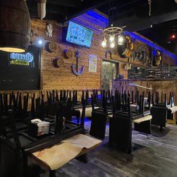 RED PIER CAJUN SEAFOOD & BAR - RIDGEWAY - Updated July 2025 - 143 ...