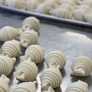 REUNION BREAD - Updated July 2024 - 240 Photos & 184 Reviews - 3350 ...