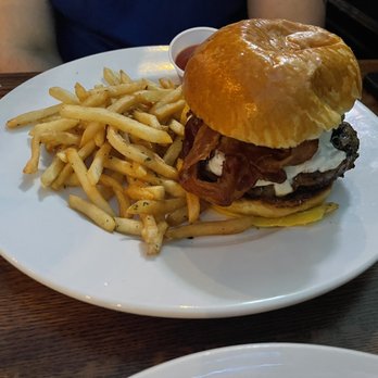 LAZY BOY SALOON - Updated August 2024 - 222 Photos & 383 Reviews - 154 ...