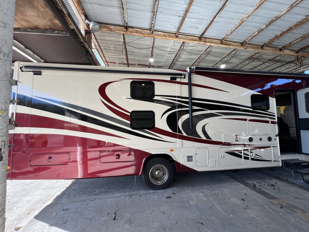 LEGENDARY GRAPHICS - Updated March 2025 - 38 Photos - Mulberry, Florida ...