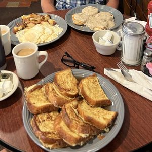 HANNA’S ON MAIN - Updated June 2025 - 11 Photos - 91 Main St, Ware ...