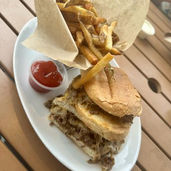 THE BLIND RHINO - Updated December 2025 - 95 Photos & 64 Reviews - 3425 ...